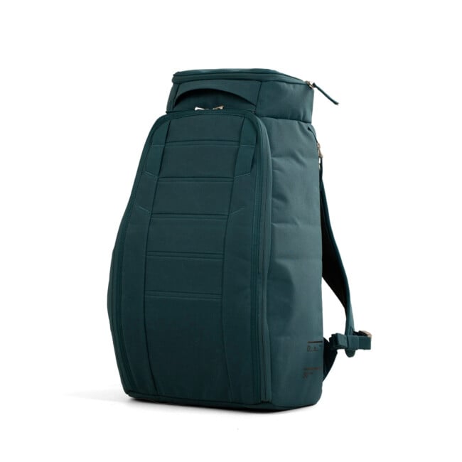 DB HUGGER BACKPACK 30L | Backpacks | Buy online - Sportland