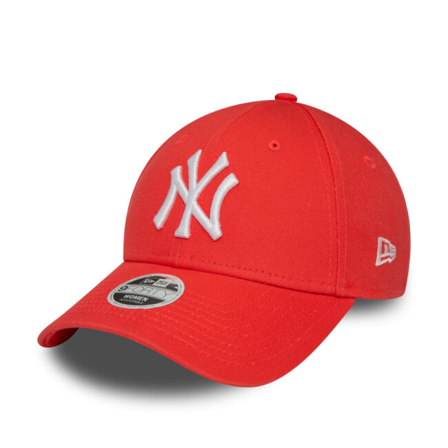 NEW ERA WOMEN'S NY YANKEES LEAGUE ESSENTIAL 9FORTY® ADJUSTABLE CAP ...