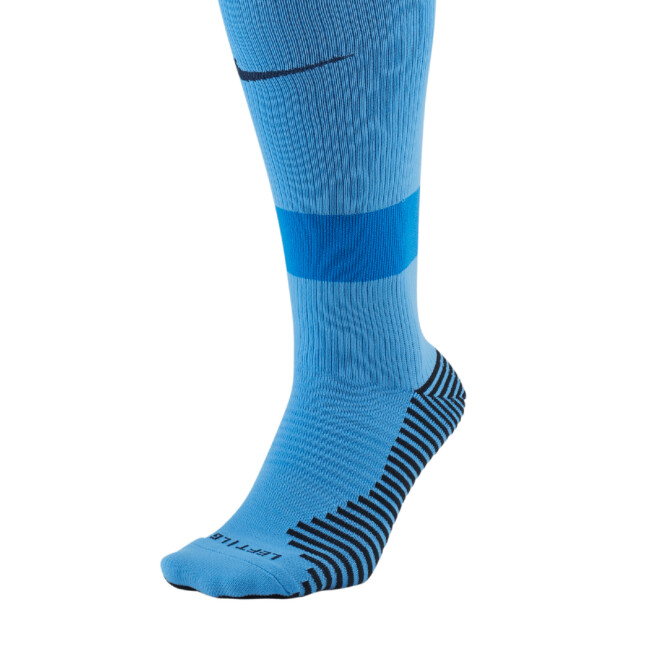 NIKE MATCHFIT SOCCER KNEE-HIGH SOCKS | Socks and Sleeves | Sportland