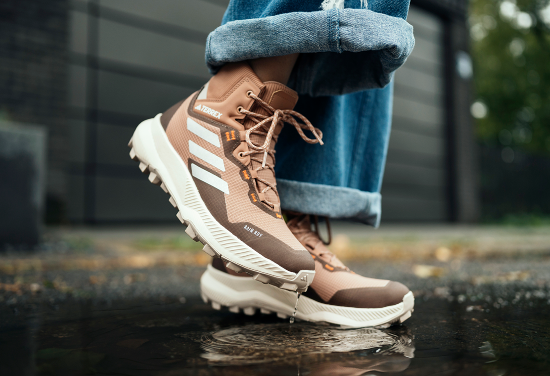 Boots | Buy online - Sportland